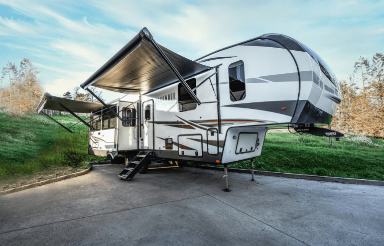 Trailers Near Me | El Monte RV | RVshare Partnership