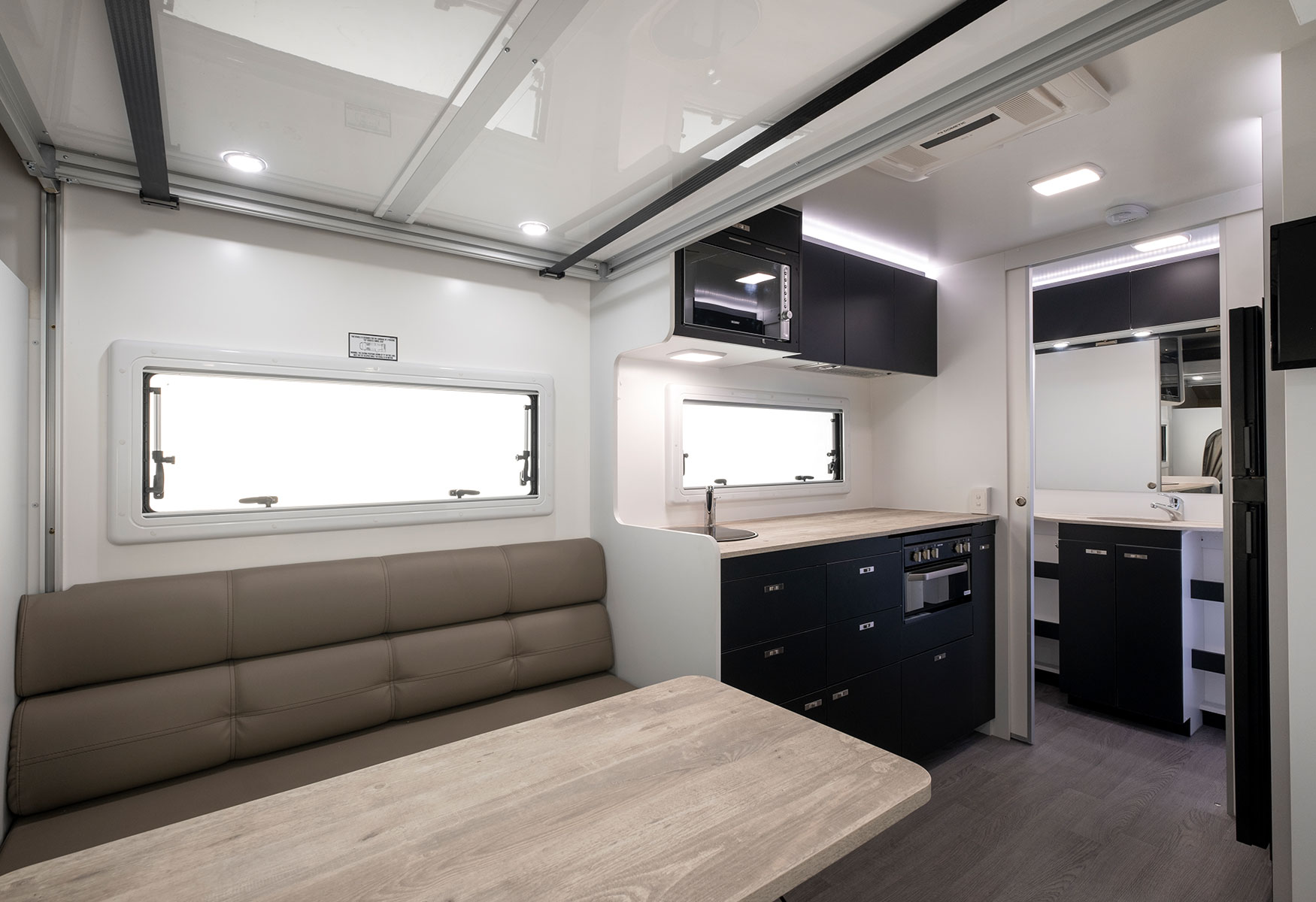 Windsor Daintree Motorhome | Built By Apollo