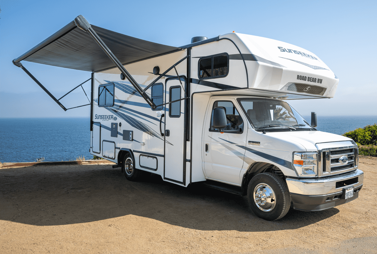 Class C RV Rental | Small to Medium RV Rental | Road Bear RV