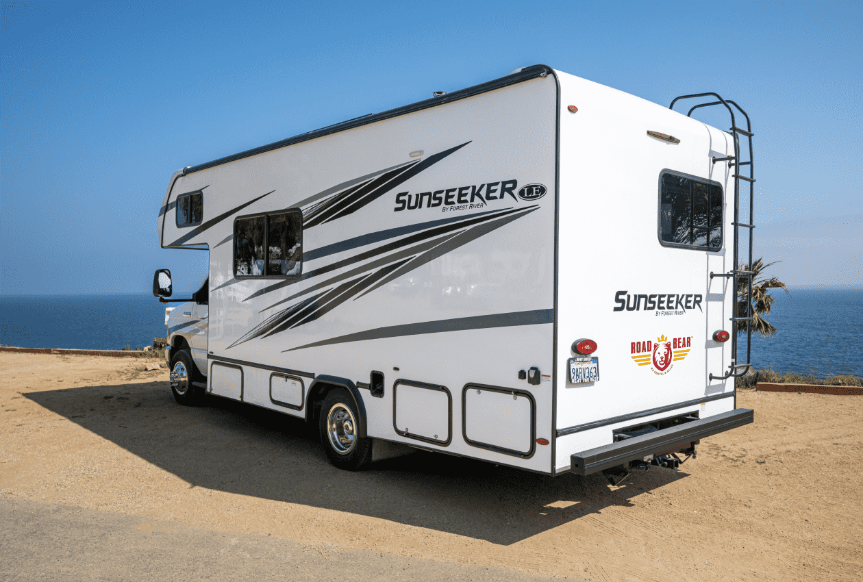 Class C RV Rental | Small to Medium RV Rental | Road Bear RV